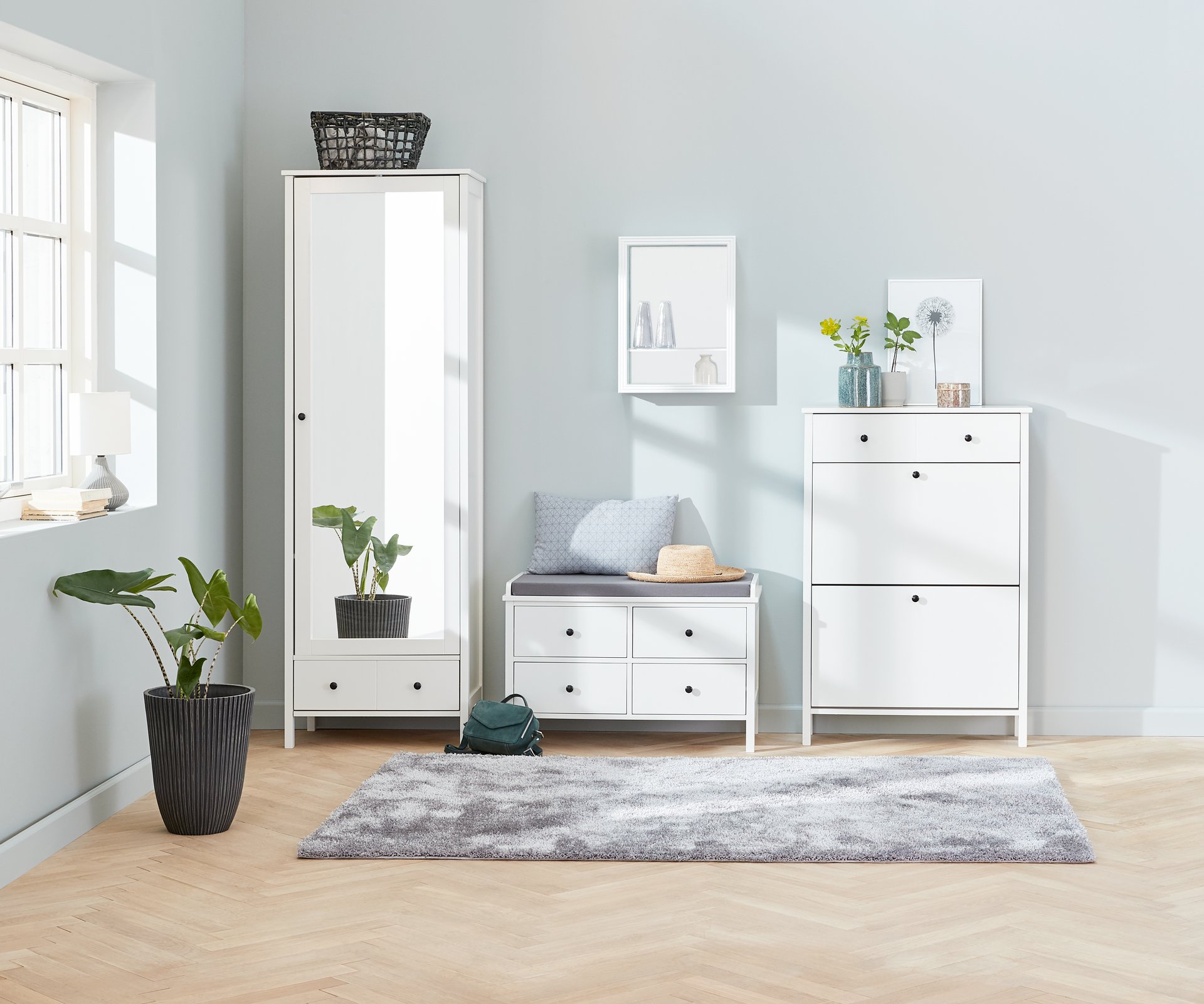 Brilliant storage solutions for small spaces - JYSK