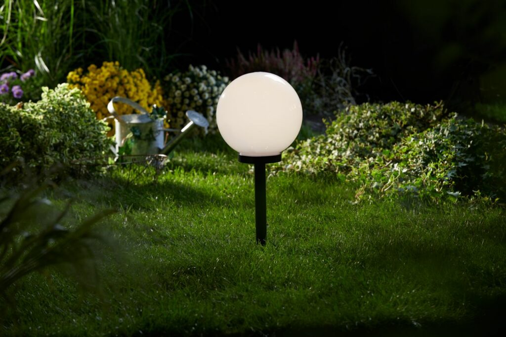 Solar lamp SOL D.25xH60 white - JYSK