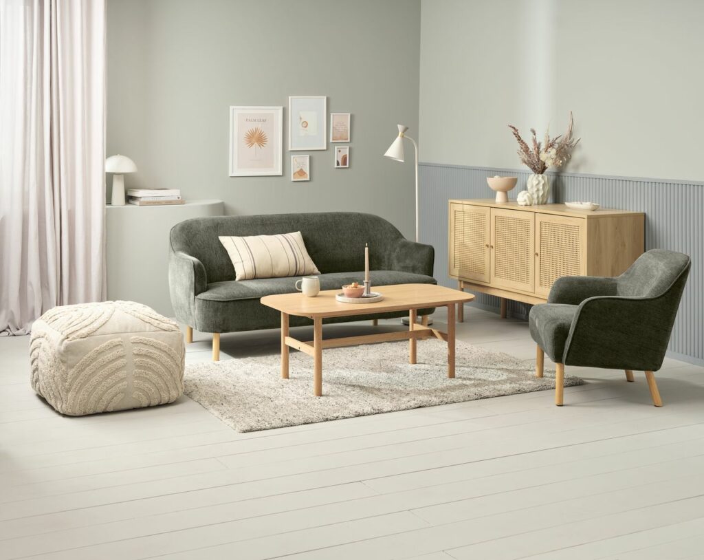 Sideboard HALMSTAD 3 doors polyrattan/oak colour - JYSK