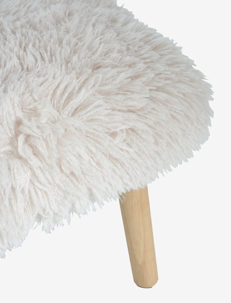 Armchair w/footstool HVILSTED off-white teddy/natural - JYSK